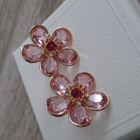 Swarovski | Jewelry | Nwt Swarovski Florere Stud Earrings | Poshmark